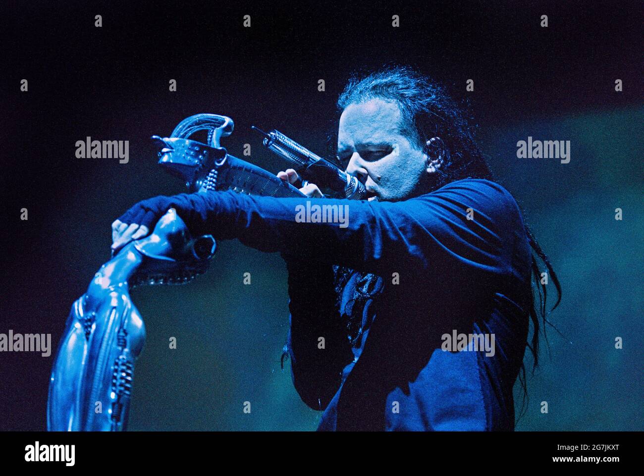 Korn performing at the Docklands Arena 6th September 2002, London ...