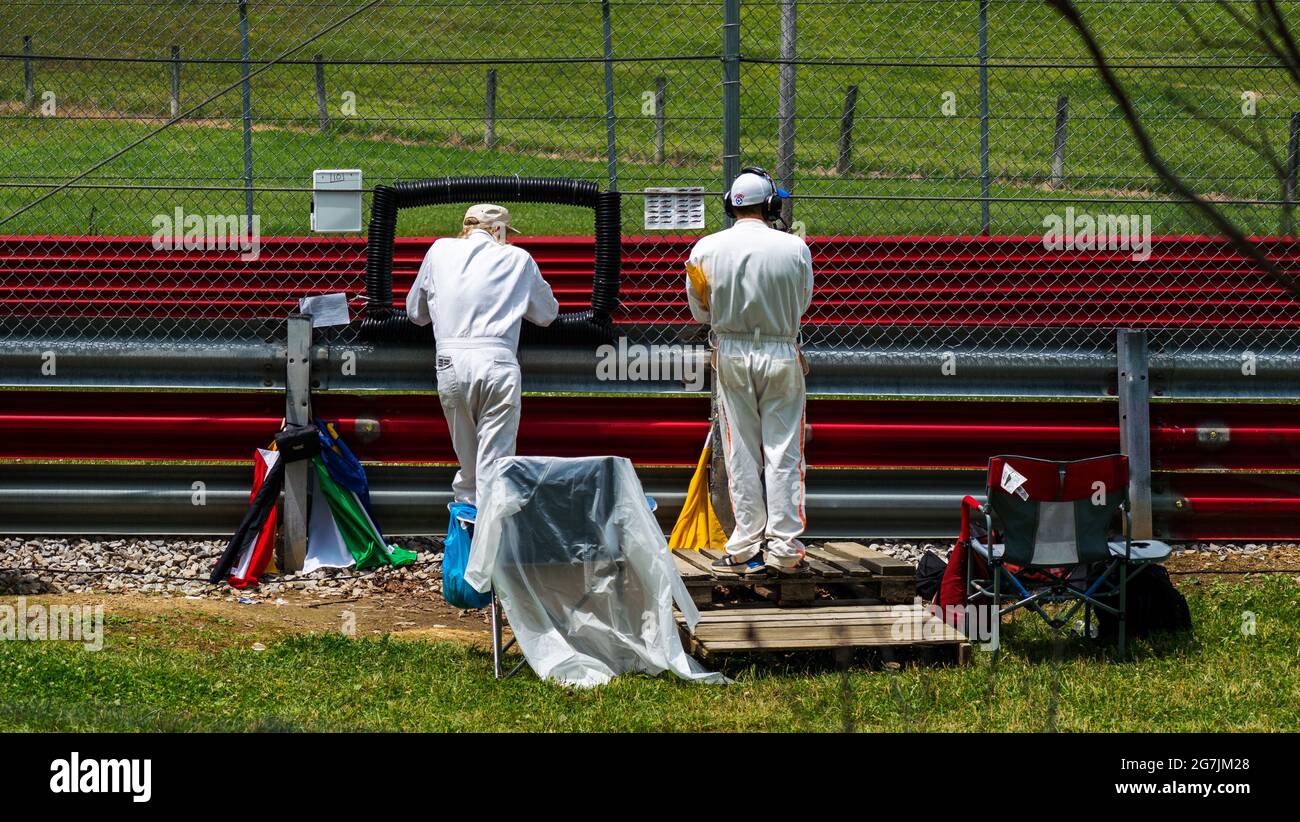 Safety marshals hi-res stock photography and images - Alamy