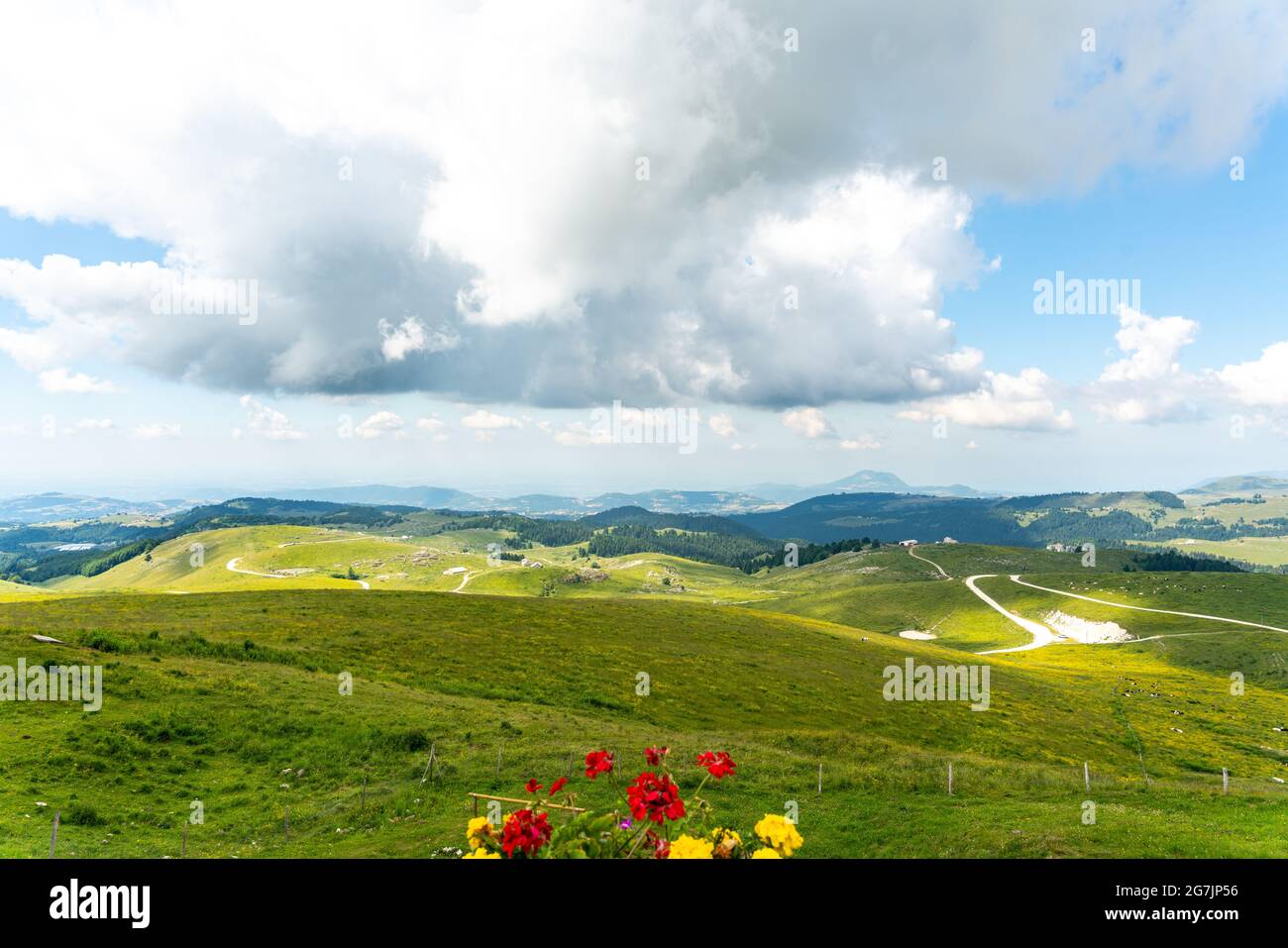 Mountain lessinia hi-res stock photography and images - Alamy
