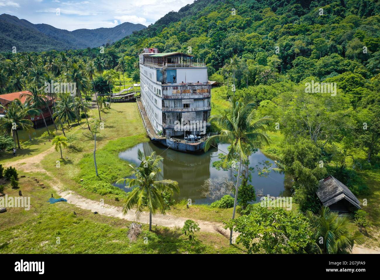 Abandoned Boat Chalet, Ghost Ship in Grand Lagoona, Koh Chang, Trat ...