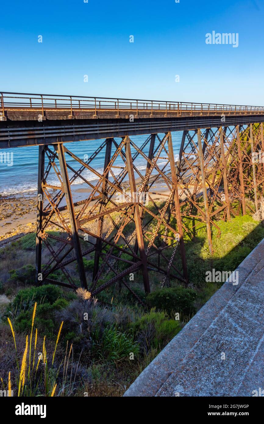 California pacific coast railroad tracks hi-res stock photography and ...
