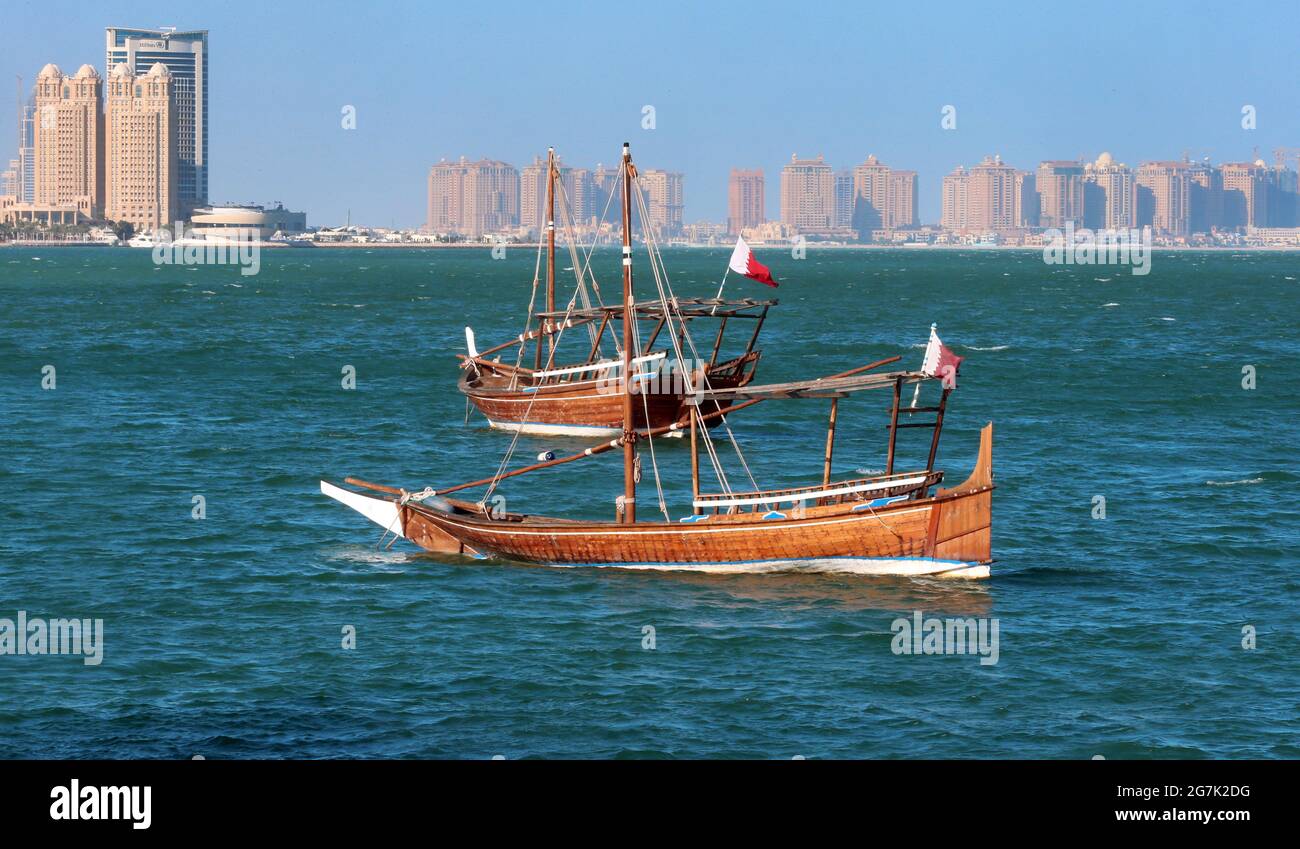 Traditional arab sailing boats hi-res stock photography and images - Alamy