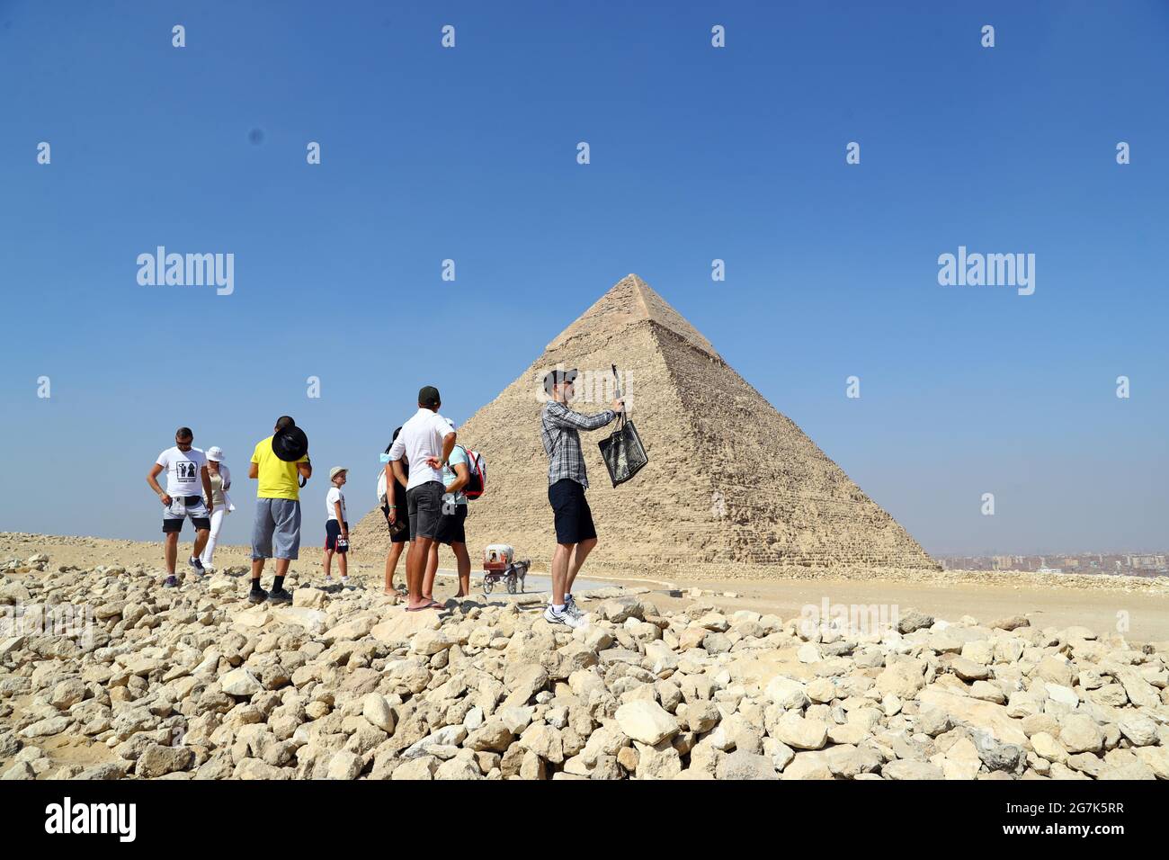 Pyramids tourism recovery hi-res stock photography and images - Alamy