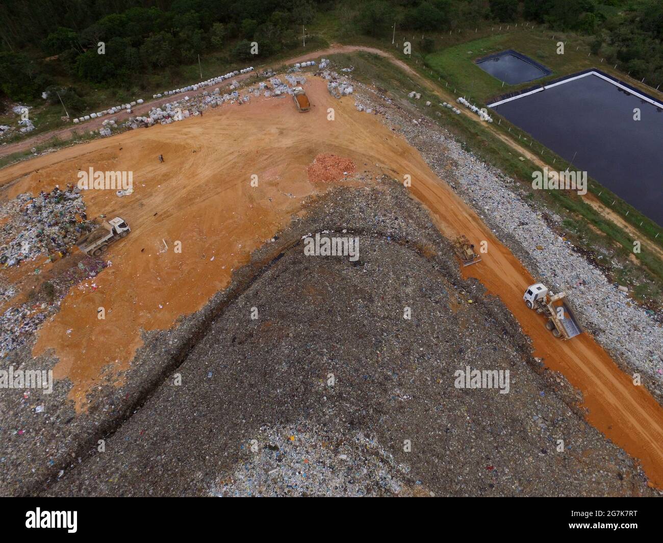 Aerial view sanitary landfill hi-res stock photography and images - Alamy