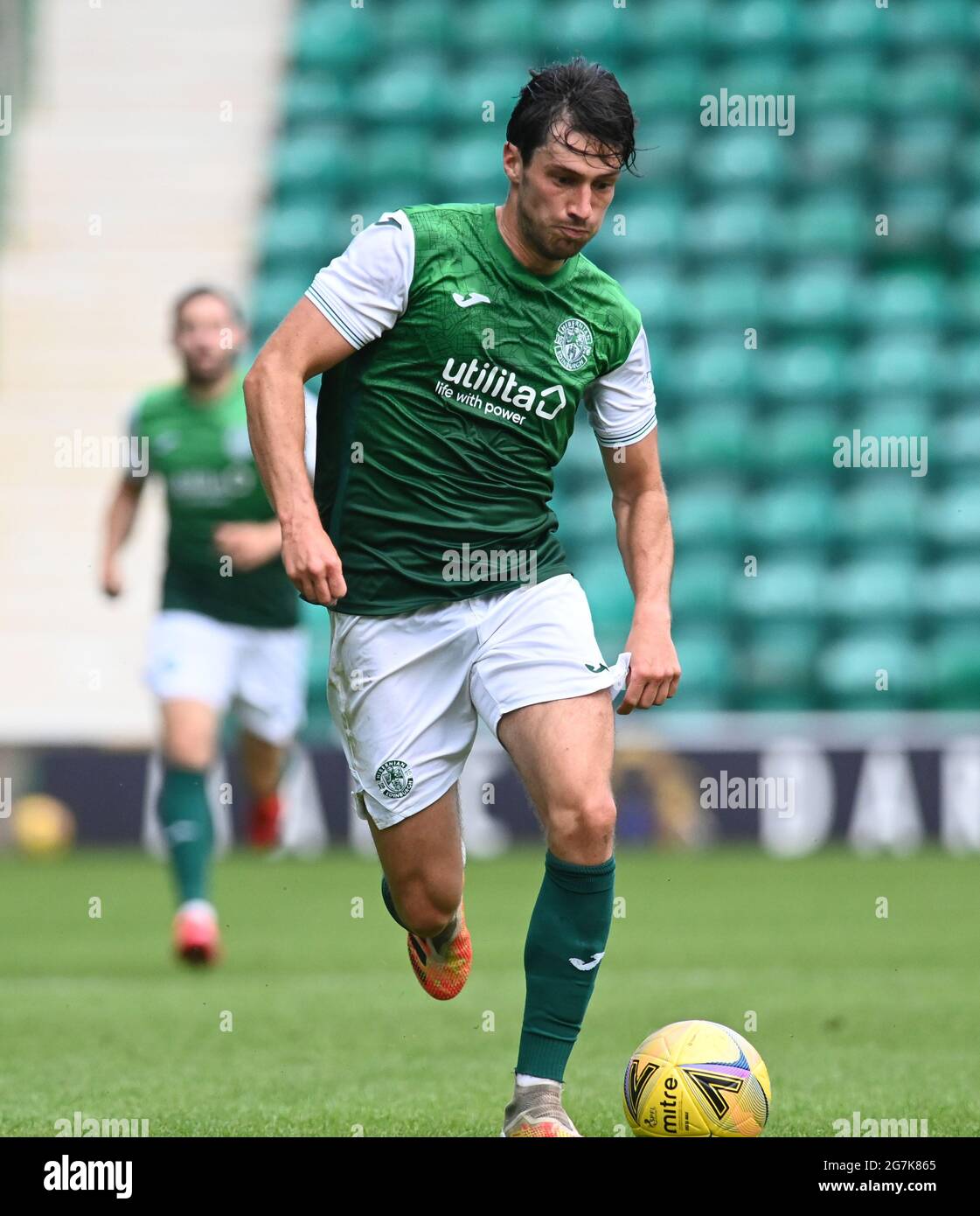 Joe newell of hibernian hi-res stock photography and images - Alamy