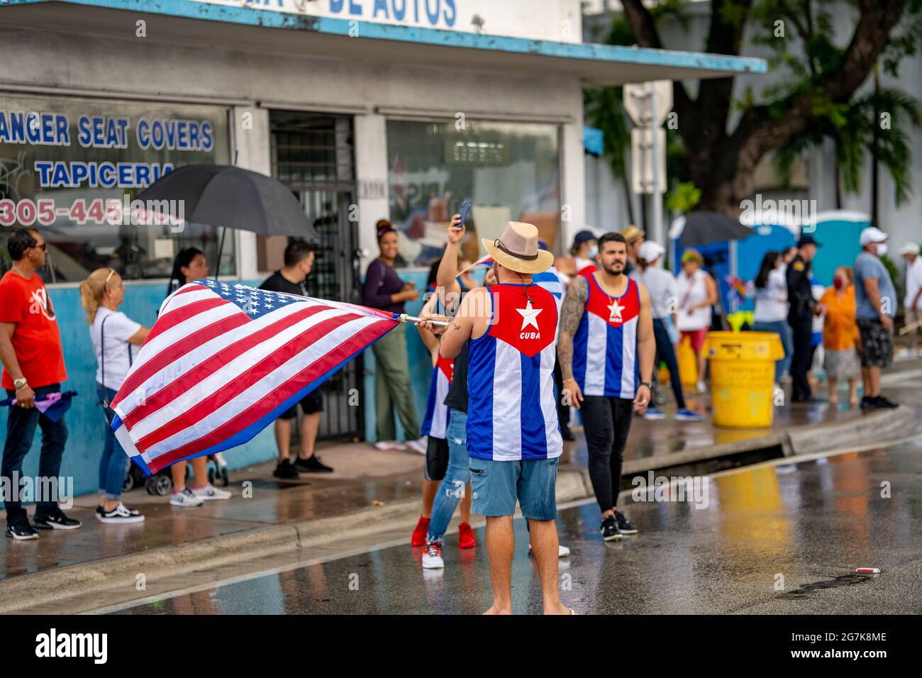 Cuban riot hi-res stock photography and images - Alamy