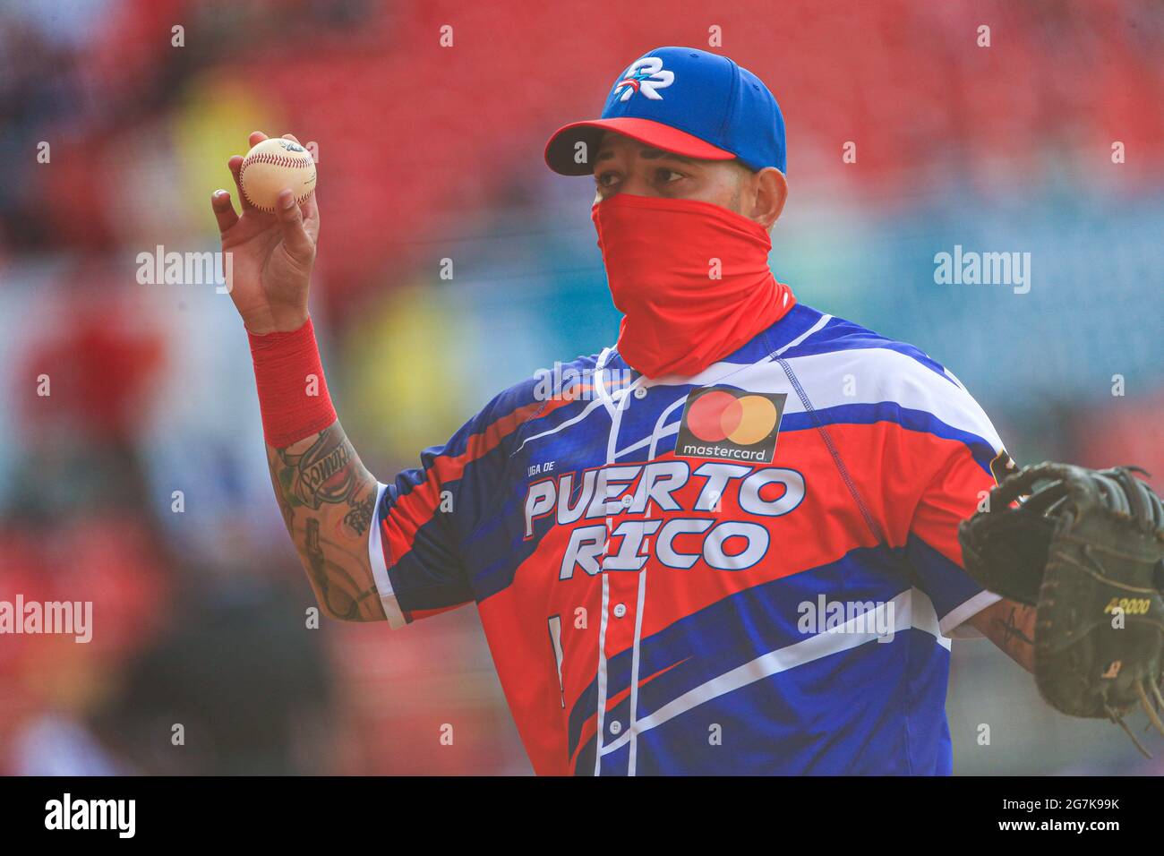 MAZATLAN, MEXICO - JANUARY 31: Yadier Molina first baseman for Los ...
