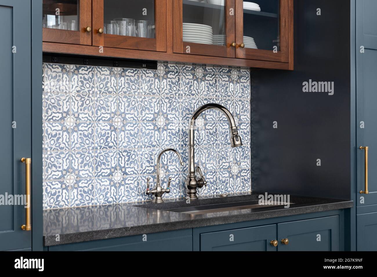 Black Granite Countertops With Backsplash
