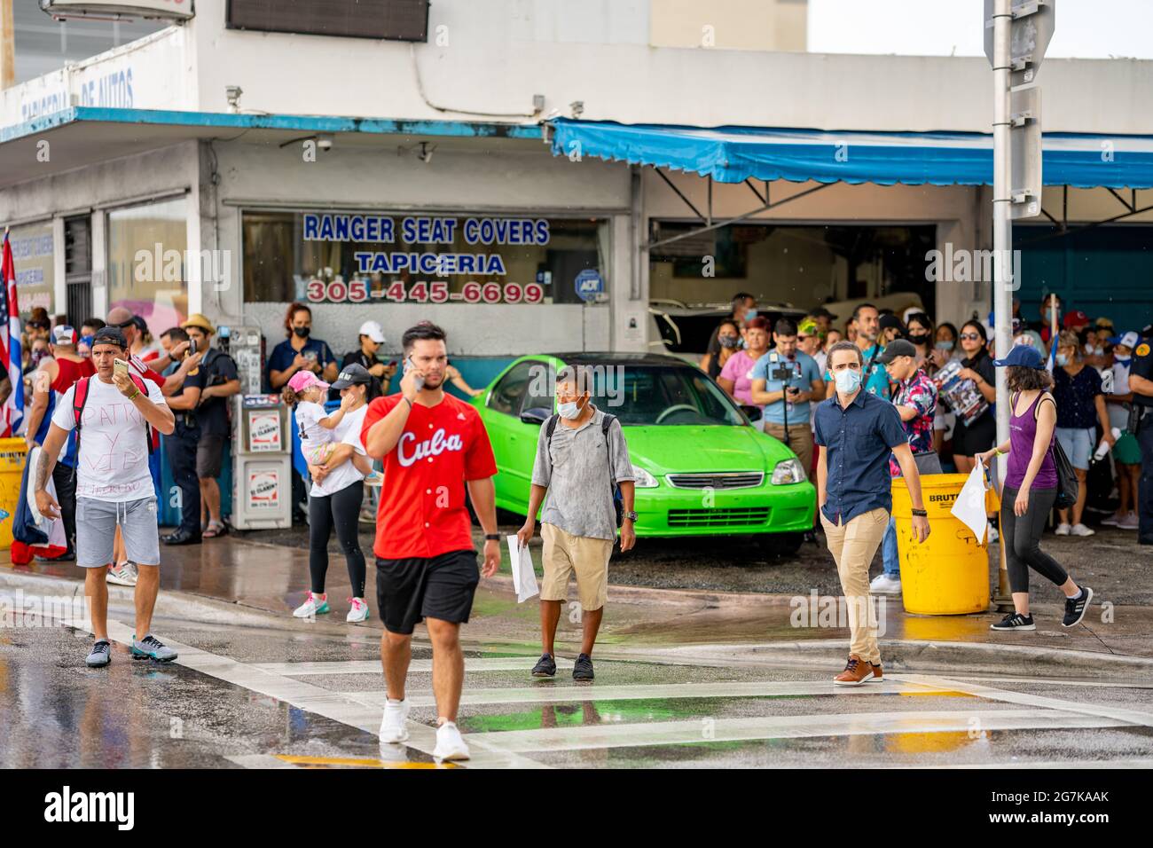Cuban riot hi-res stock photography and images - Alamy