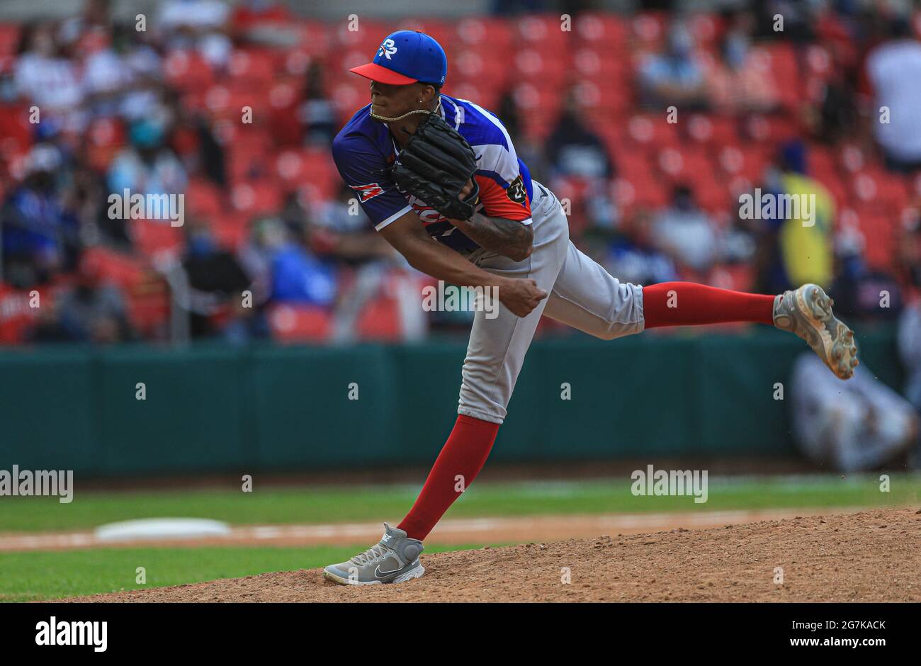 MAZATLAN, MEXICO - JANUARY 31: Luis Medina starting pitcher for Los ...