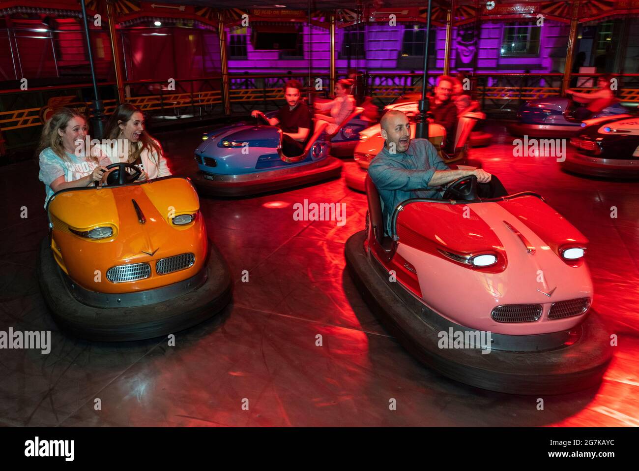 Dodgem design hi-res stock photography and images - Alamy