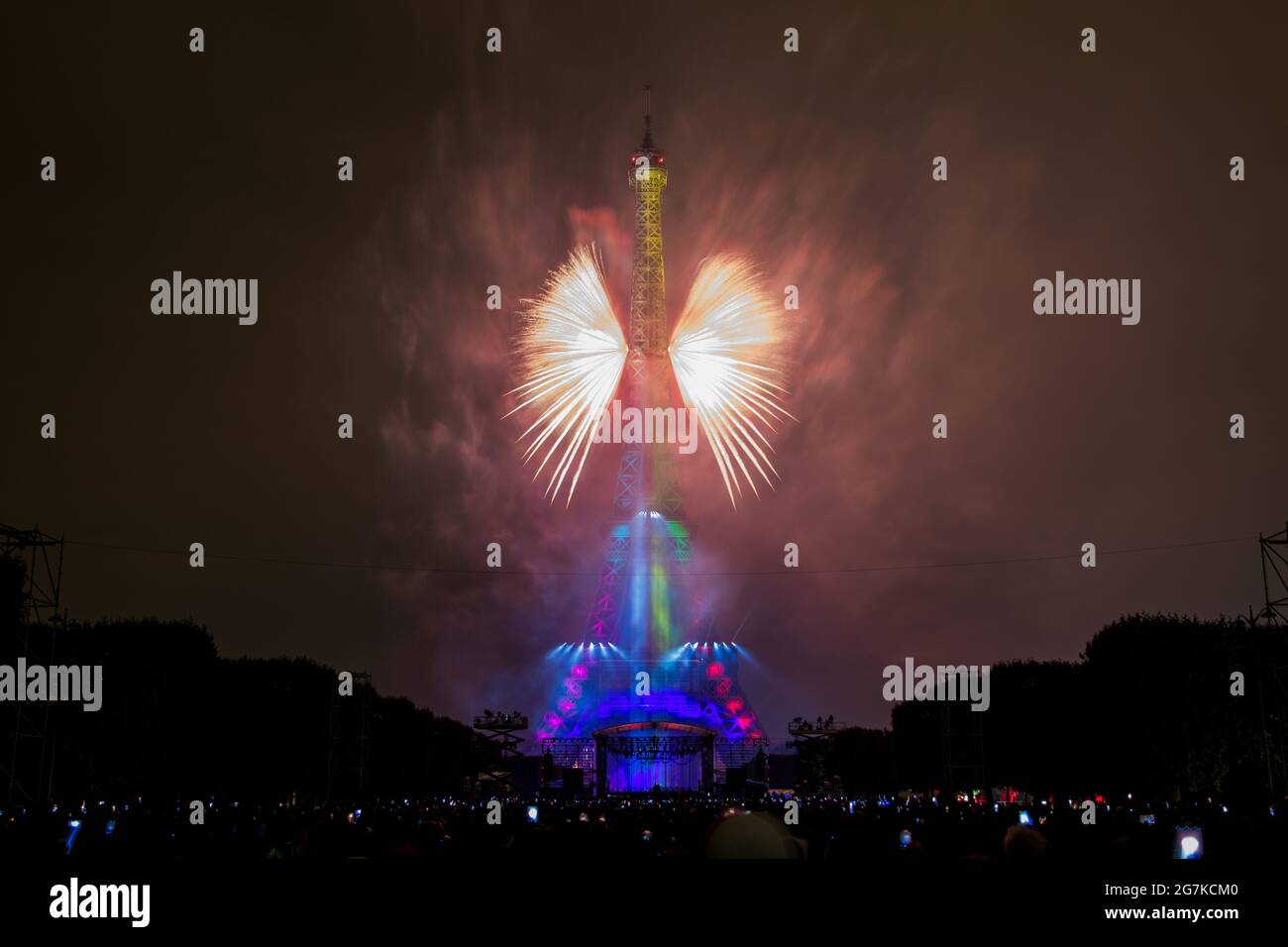 Bastille Day fireworks at the Eiffel Tower on July 14th 2021 ...