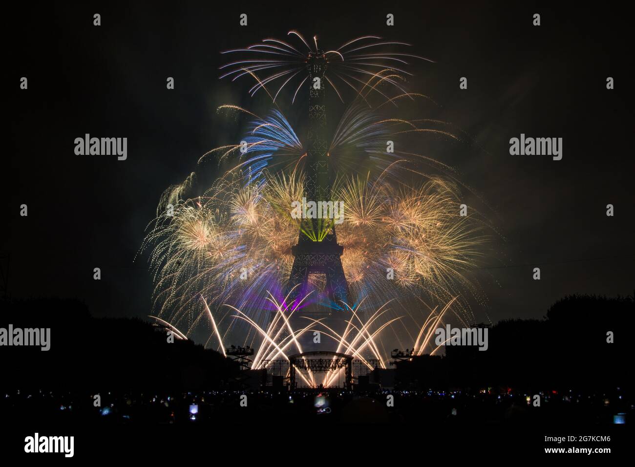 Bastille Day fireworks at the Eiffel Tower on July 14th 2021 ...