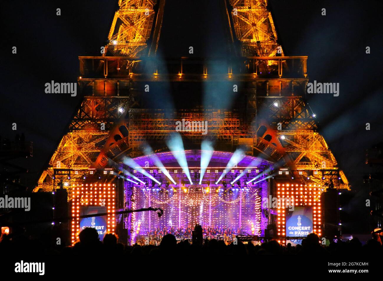 Concert stage in front of the Eiffel Tower for Bastille Day 2021 Stock ...