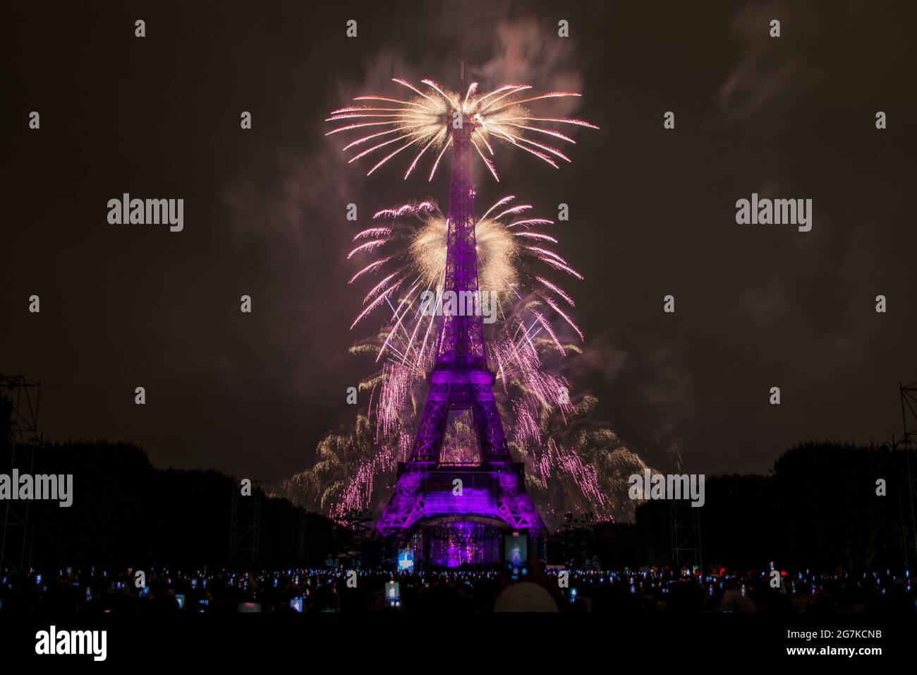 Bastille Day fireworks at the Eiffel Tower on July 14th 2021 ...