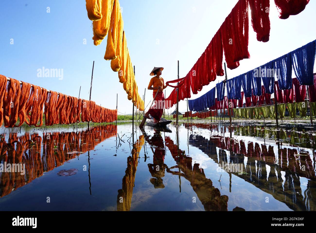 Nice inle lake hi-res stock photography and images - Alamy