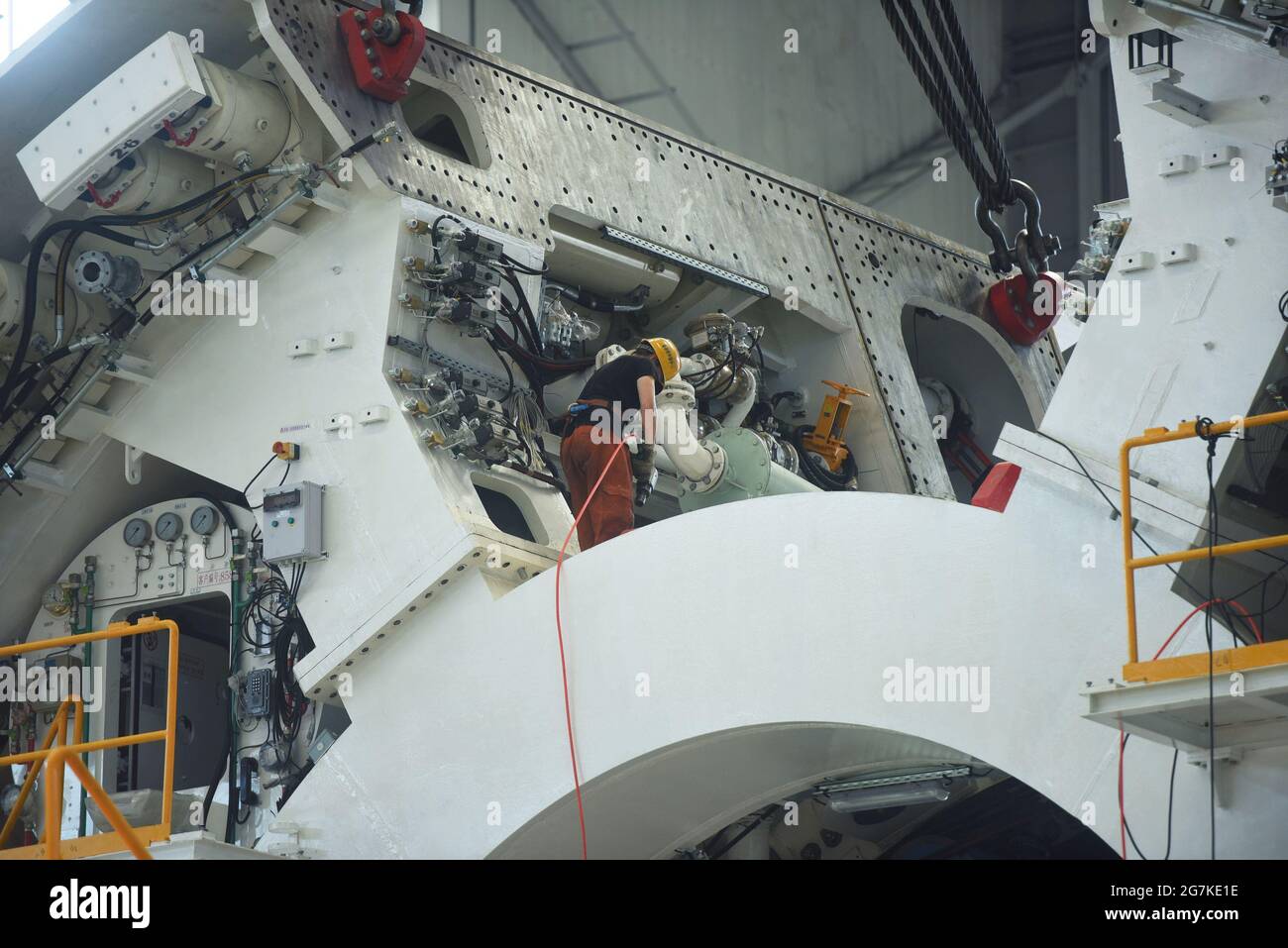 Shield tunneling machine hi-res stock photography and images - Alamy
