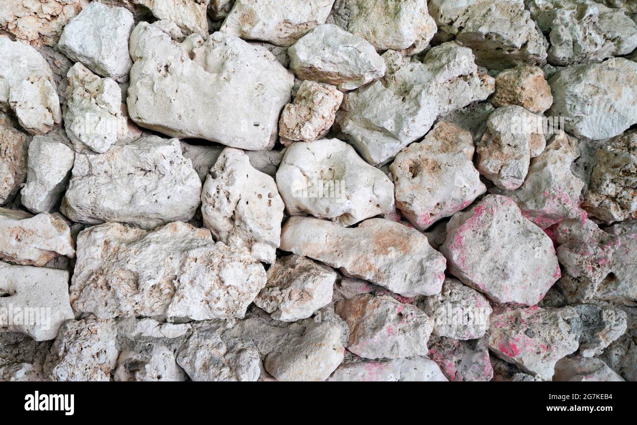 Different sized rocks hi-res stock photography and images - Alamy