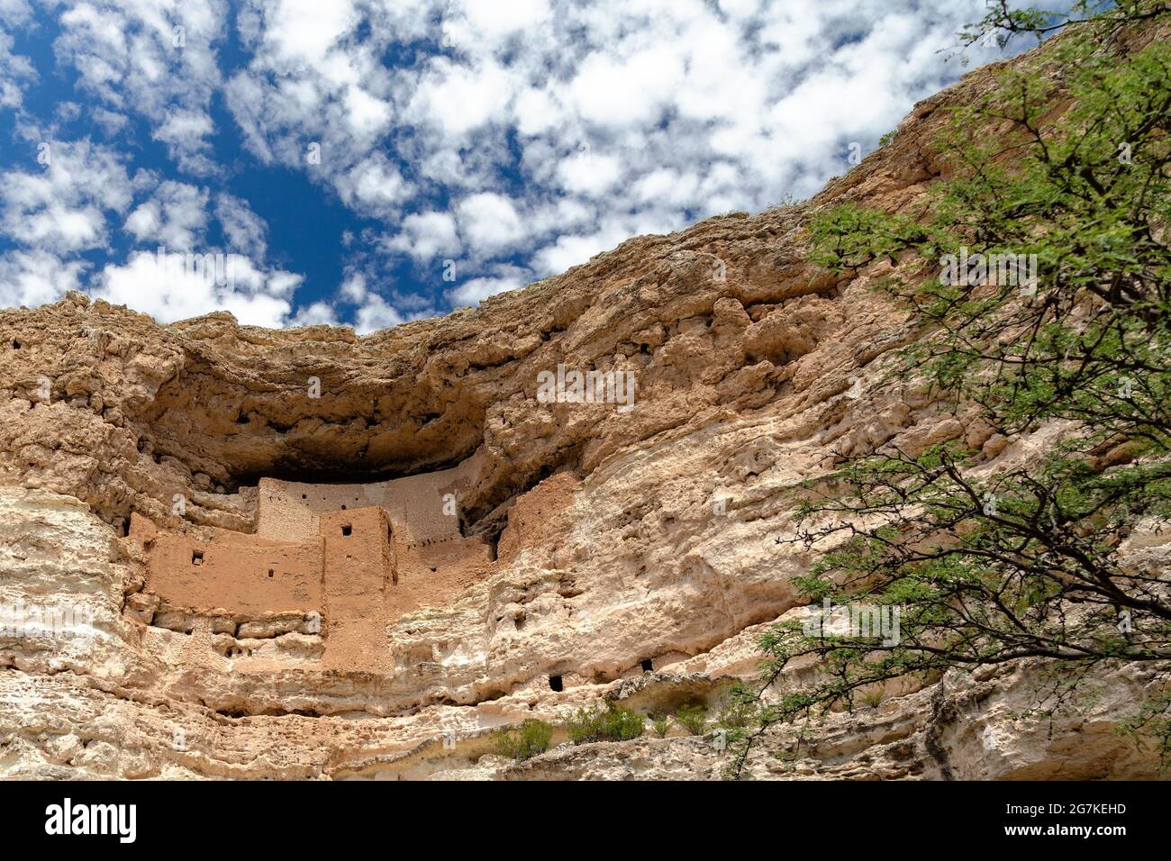 Sinagua indian ruins hi-res stock photography and images - Alamy