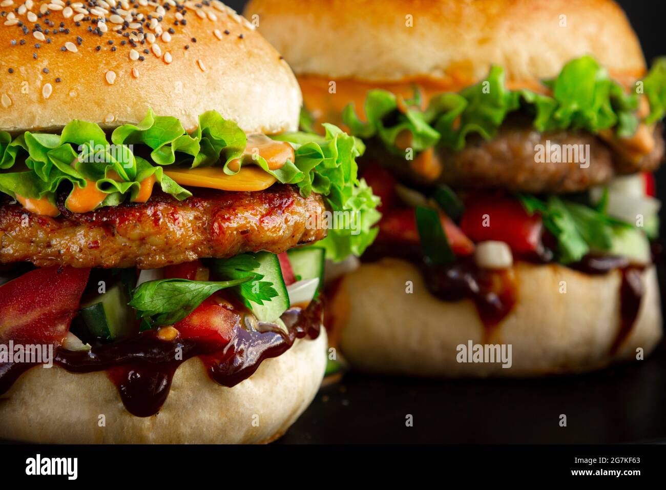 Hamburger close hi-res stock photography and images - Alamy
