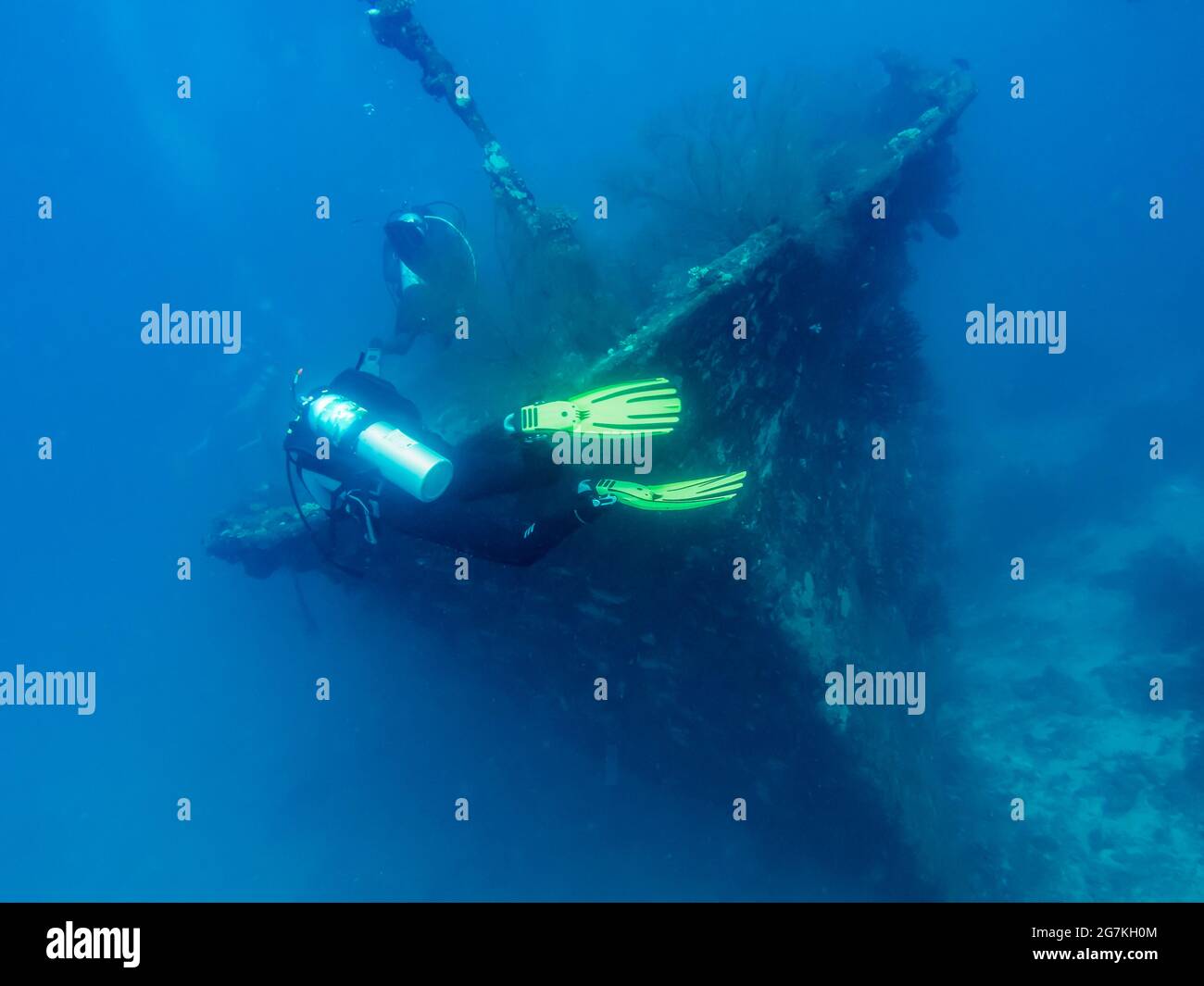 Wreck Diving Wallpaper