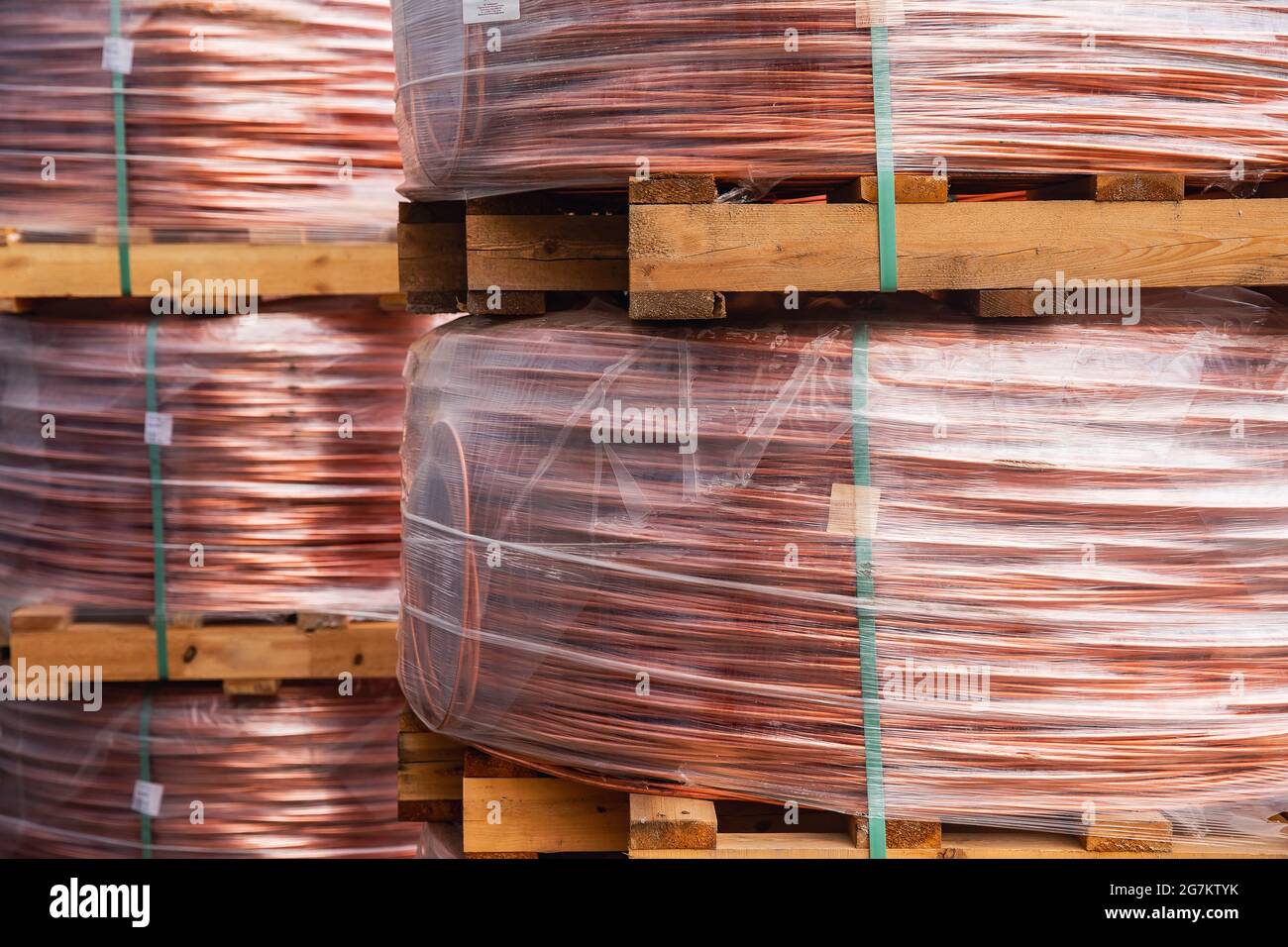 Copper pipe warehouse hi-res stock photography and images - Alamy