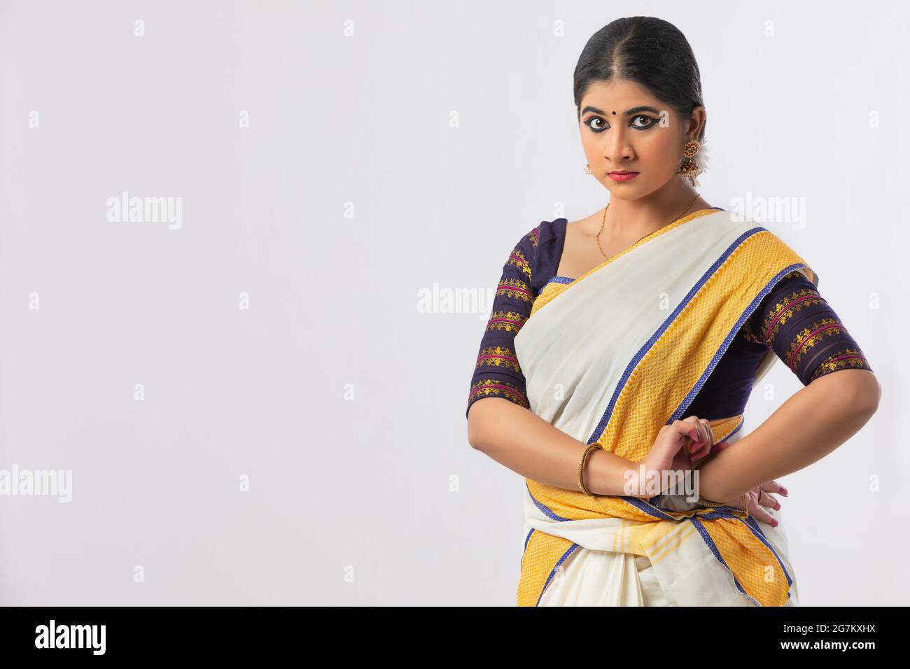 Mohiniattam dancer in Mushti mudra depicting anger Stock Photo - Alamy