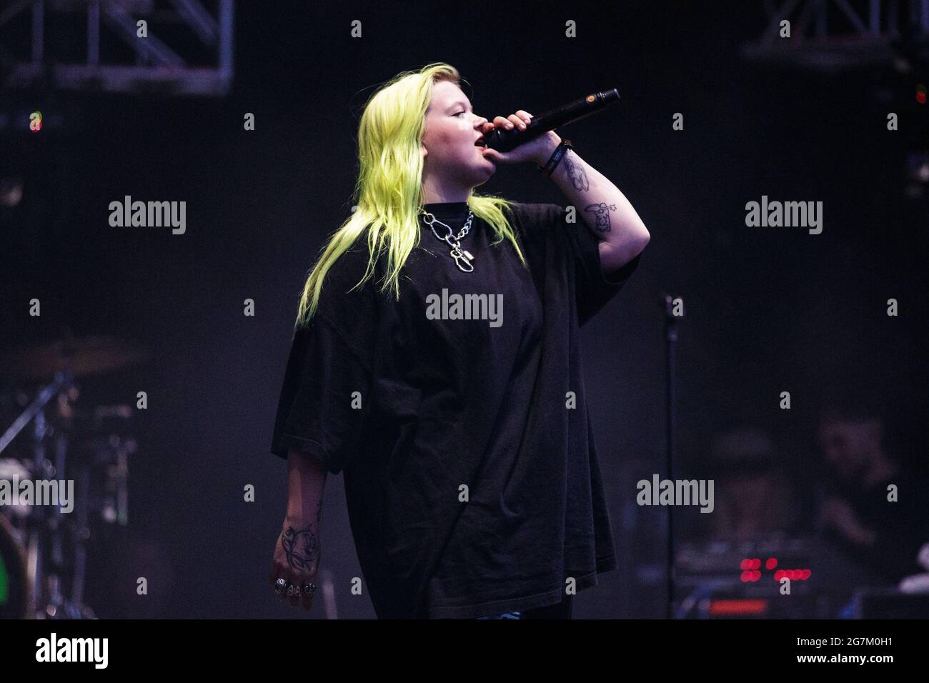 Alma gonzales hi-res stock photography and images - Alamy