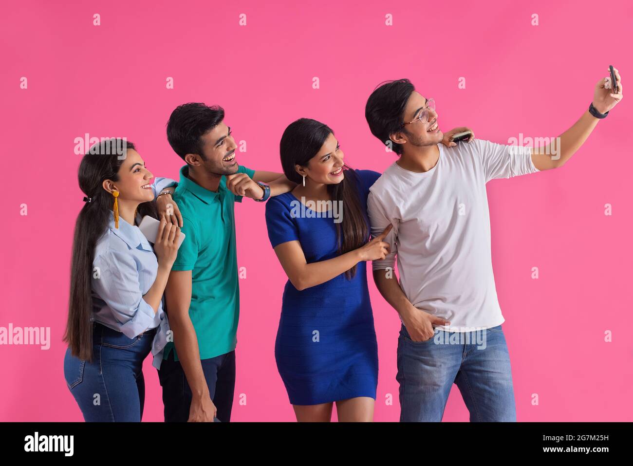 Person clicking photograph hi-res stock photography and images - Alamy