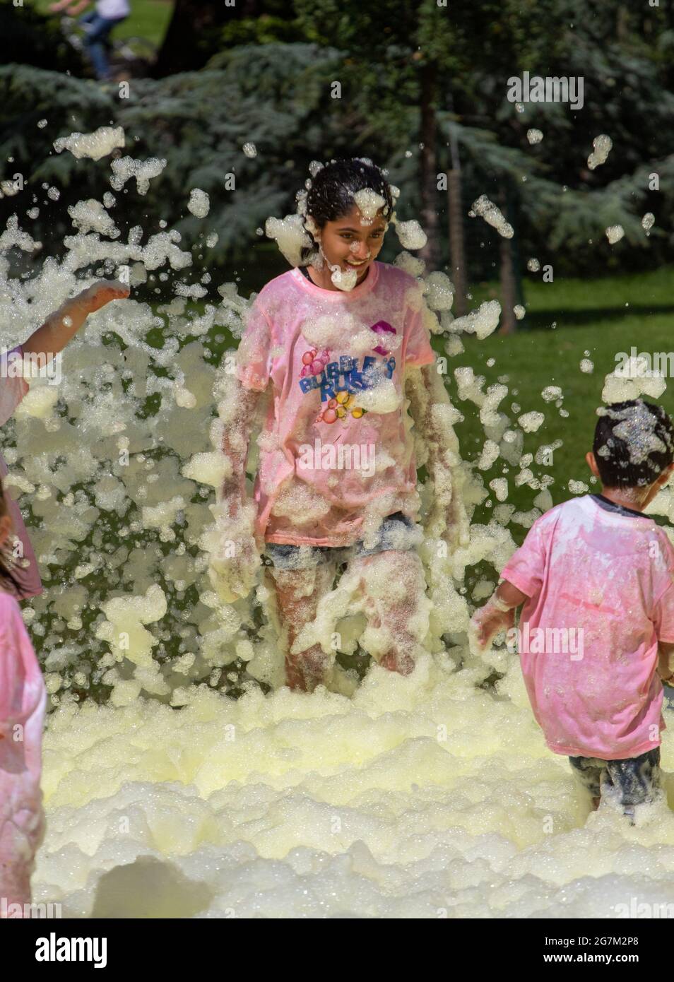 Indian teenager europe hi-res stock photography and images - Alamy