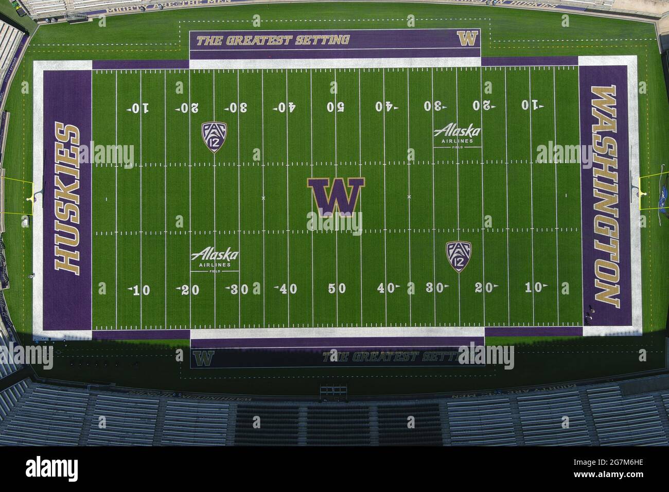An aerial view of the Washington Huskies logo at midfield of Husky ...
