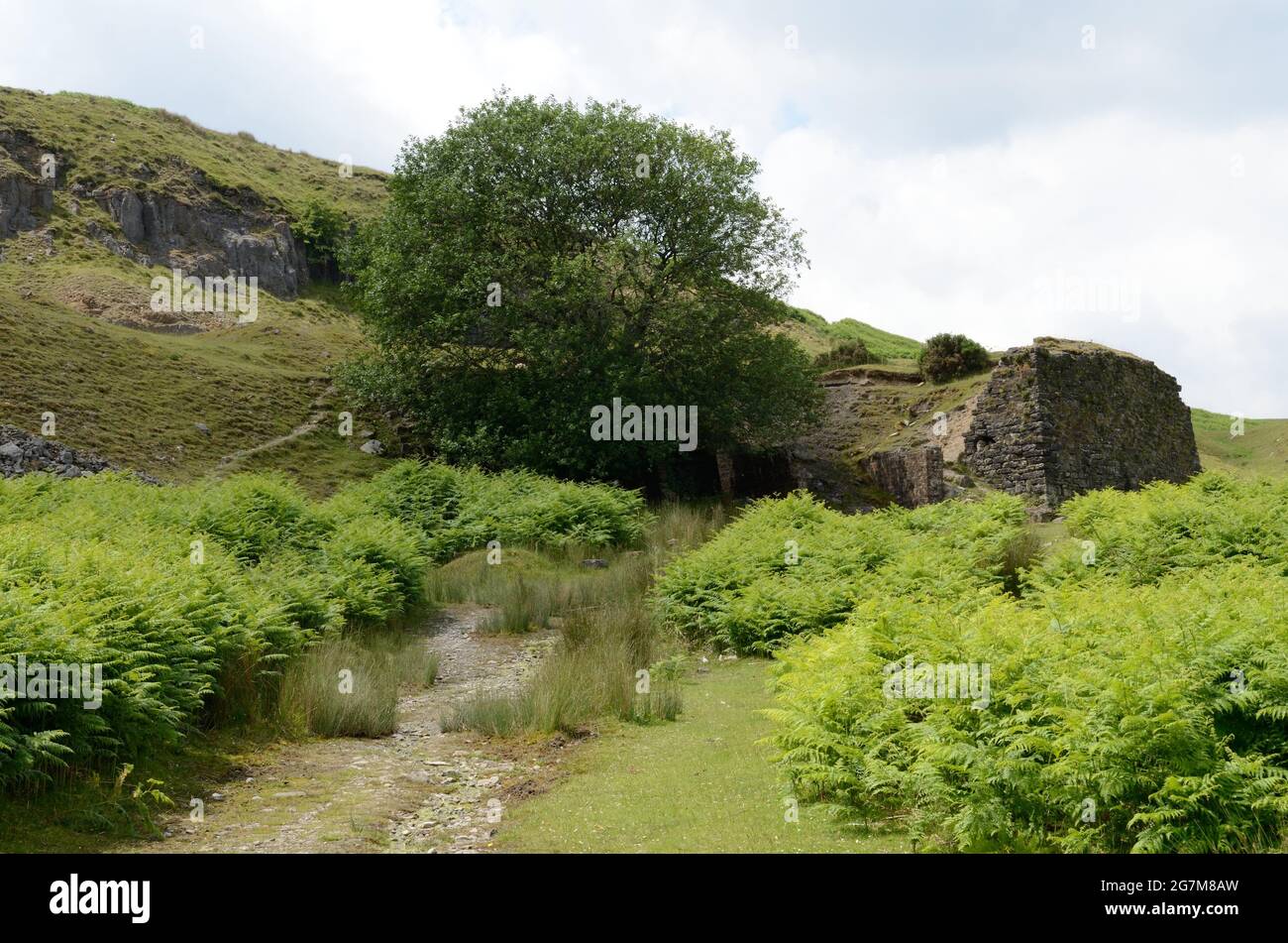 Llangatwg escarpment hi-res stock photography and images - Alamy