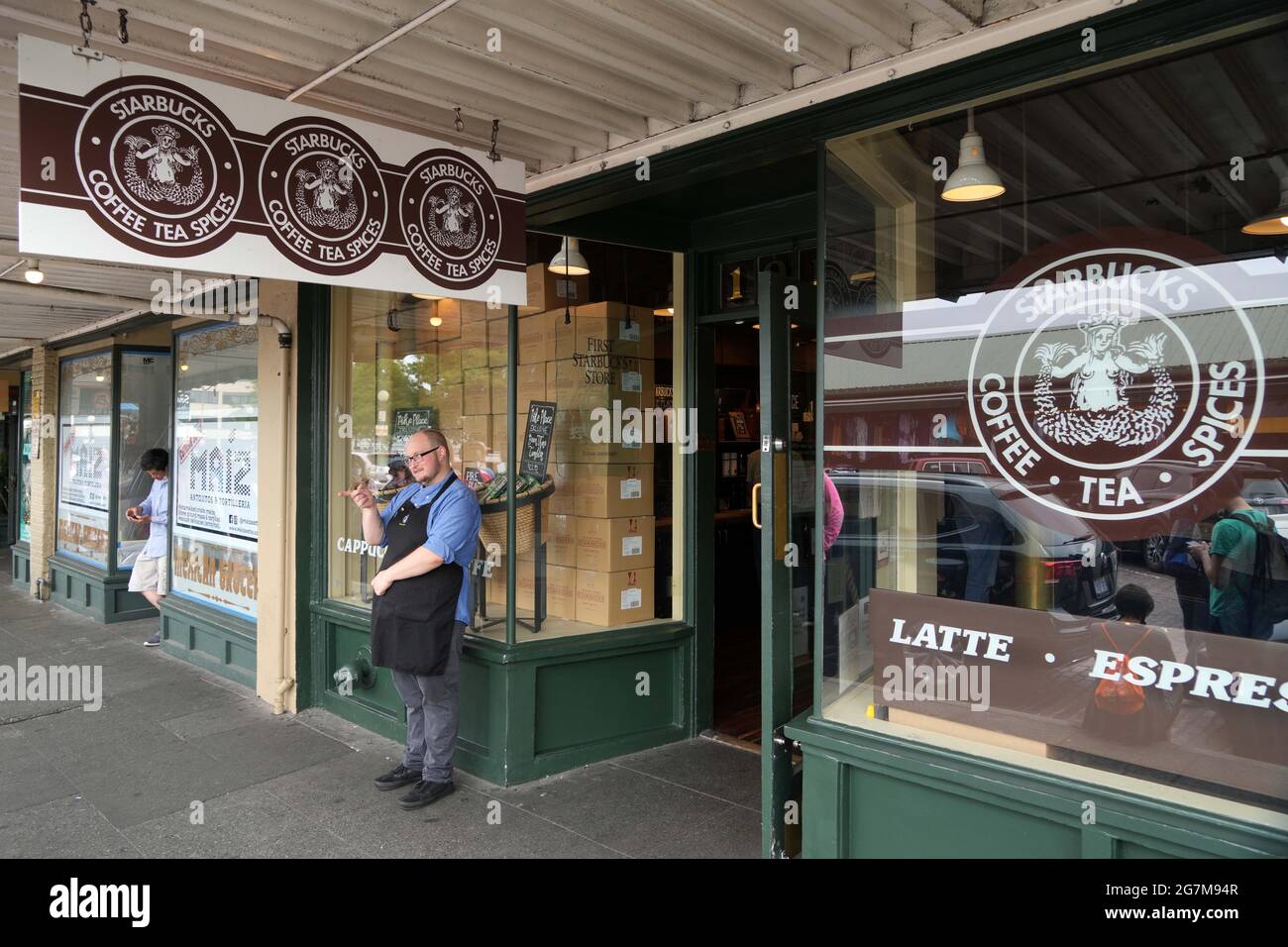 First starbucks hi-res stock photography and images - Alamy