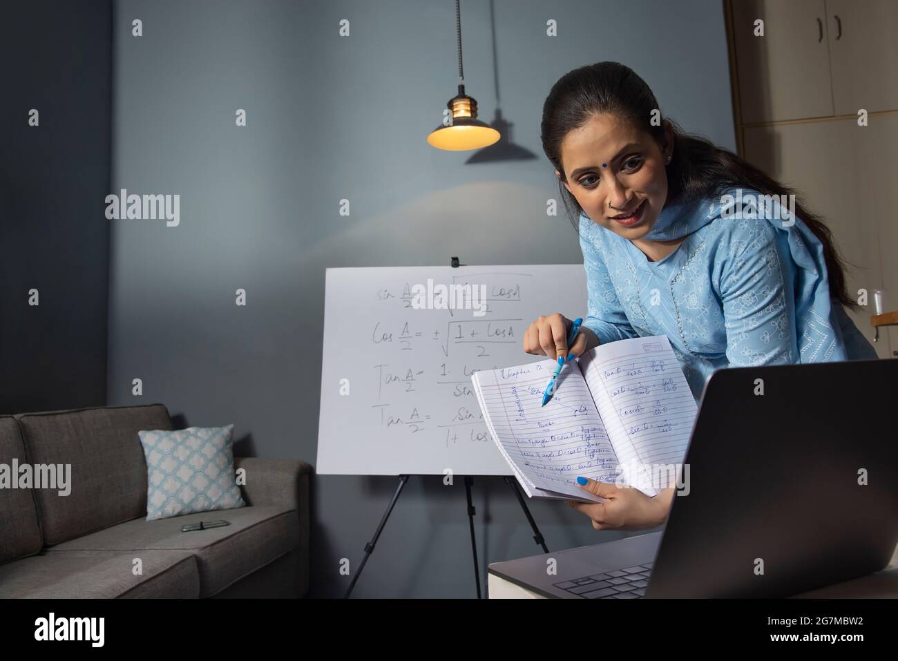 Indian beautiful lady in it profession hi-res stock photography and ...