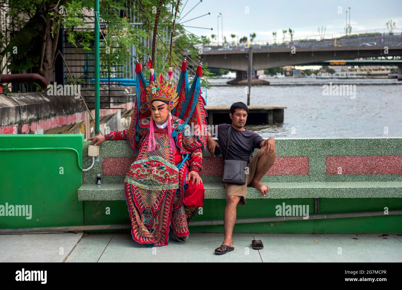A member of the Teochew Lao Buan Ni Cung, a travelling Chinese Opera ...