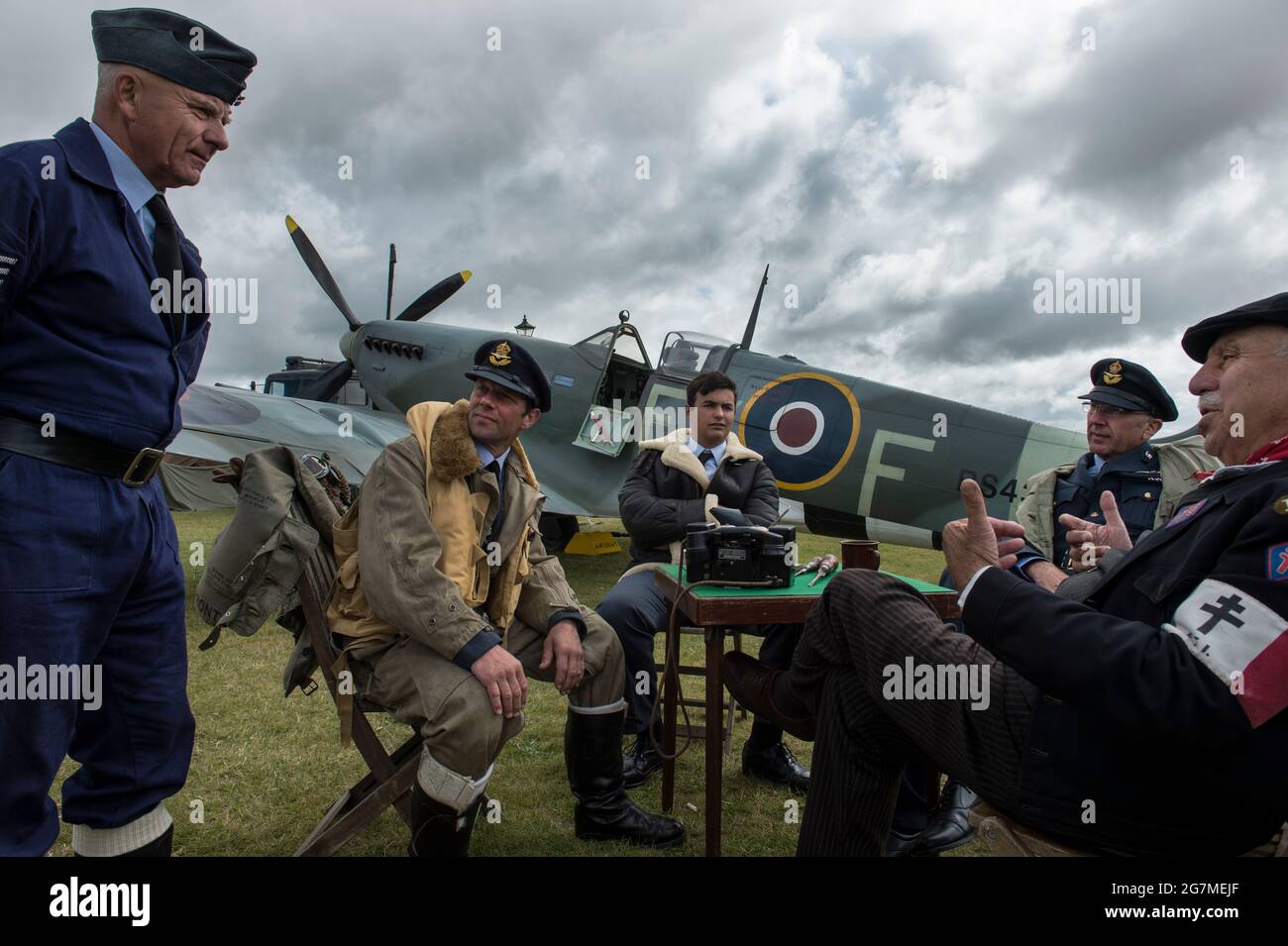 Spitfire exhibit at world war 2 weekend hi-res stock photography and ...