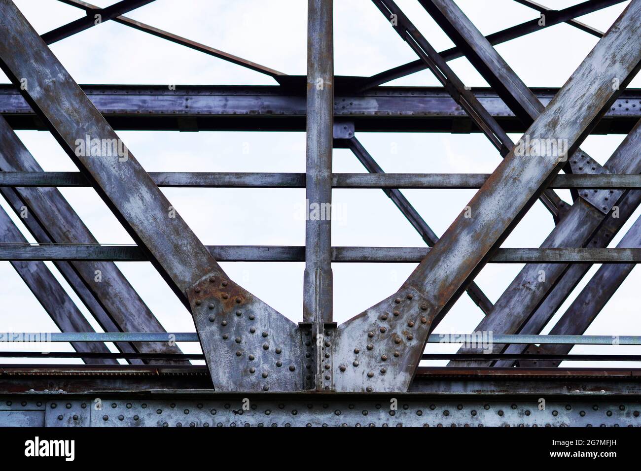 Steel components hi-res stock photography and images - Alamy