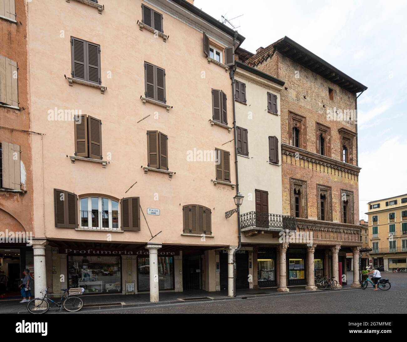 Lombardy renaissance style hi-res stock photography and images - Alamy