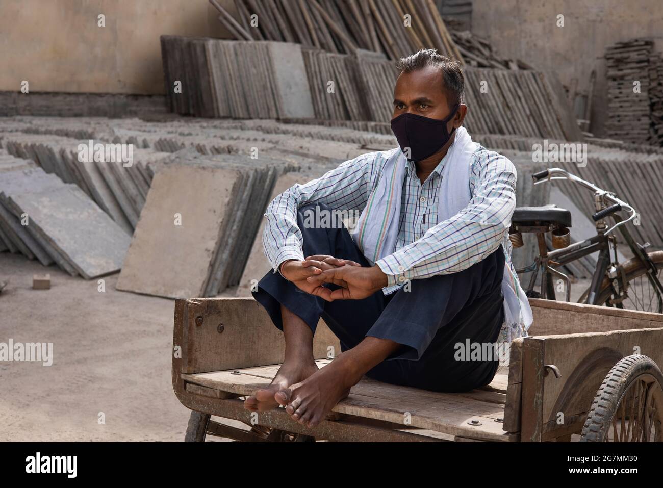 Daily labourer hi-res stock photography and images - Alamy