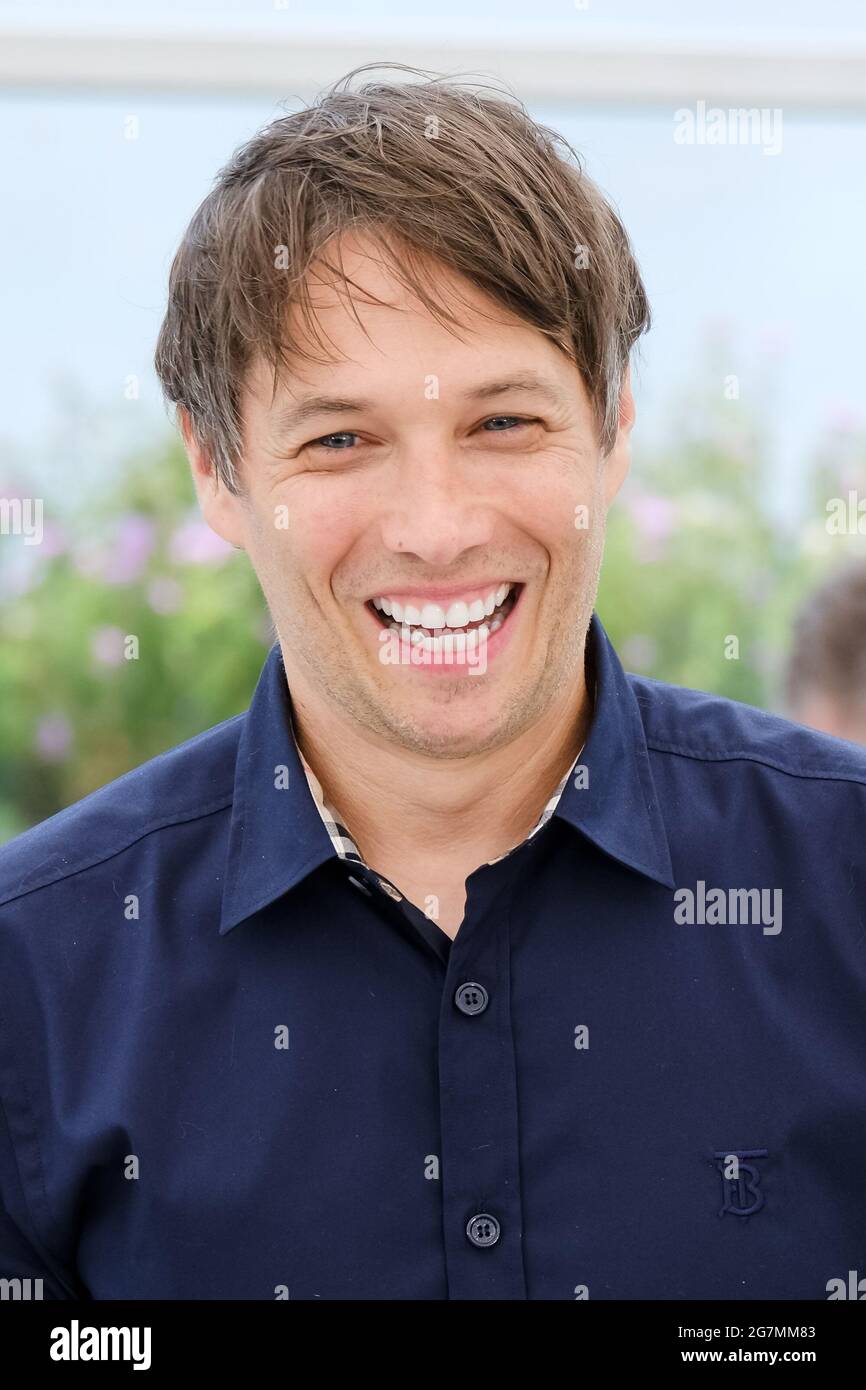 Palais des festivals, Cannes, France. 15th July, 2021. Sean Baker poses ...