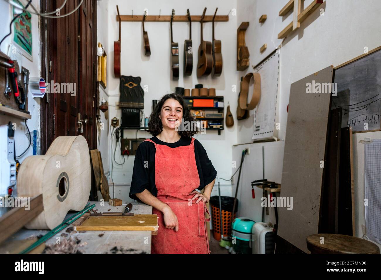 Musical instrument workshop hi-res stock photography and images - Alamy