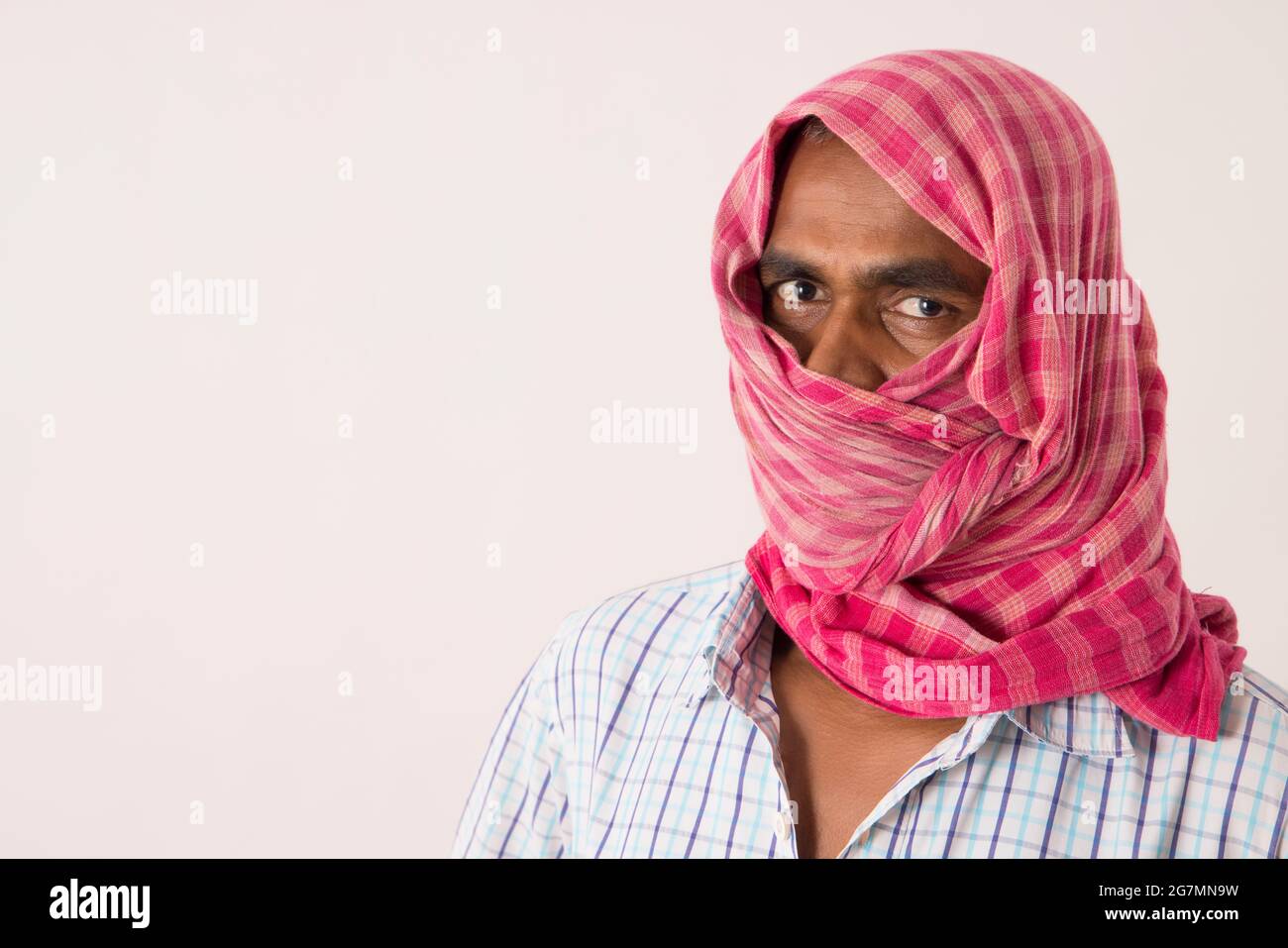 India man face covered hi-res stock photography and images - Alamy