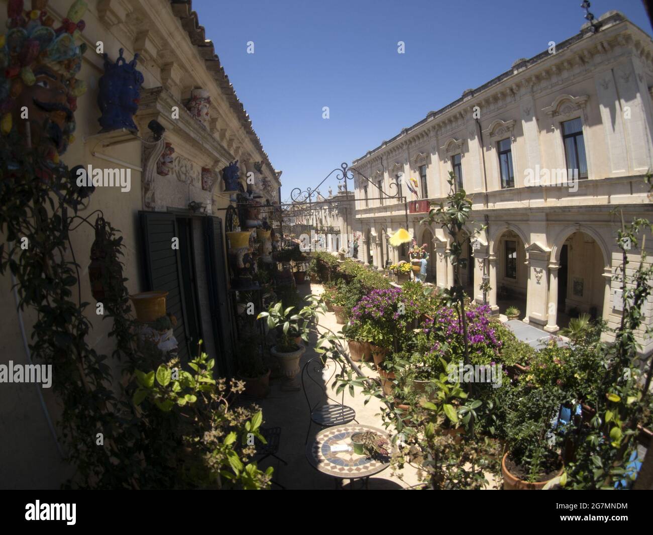 Palazzolo Acreide Sicily baroque historic village Stock Photo - Alamy