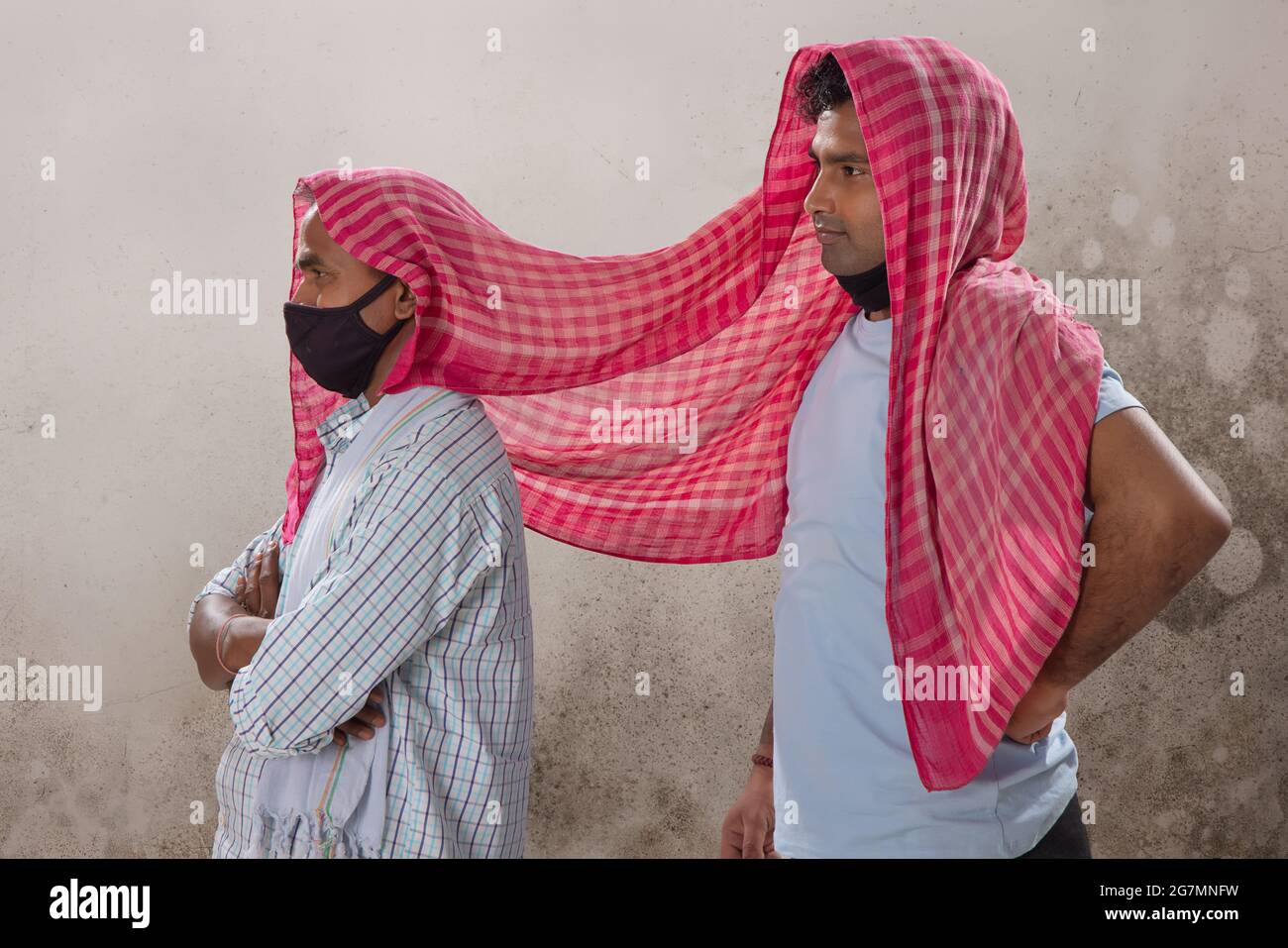 Face covered with cloth hi-res stock photography and images - Alamy