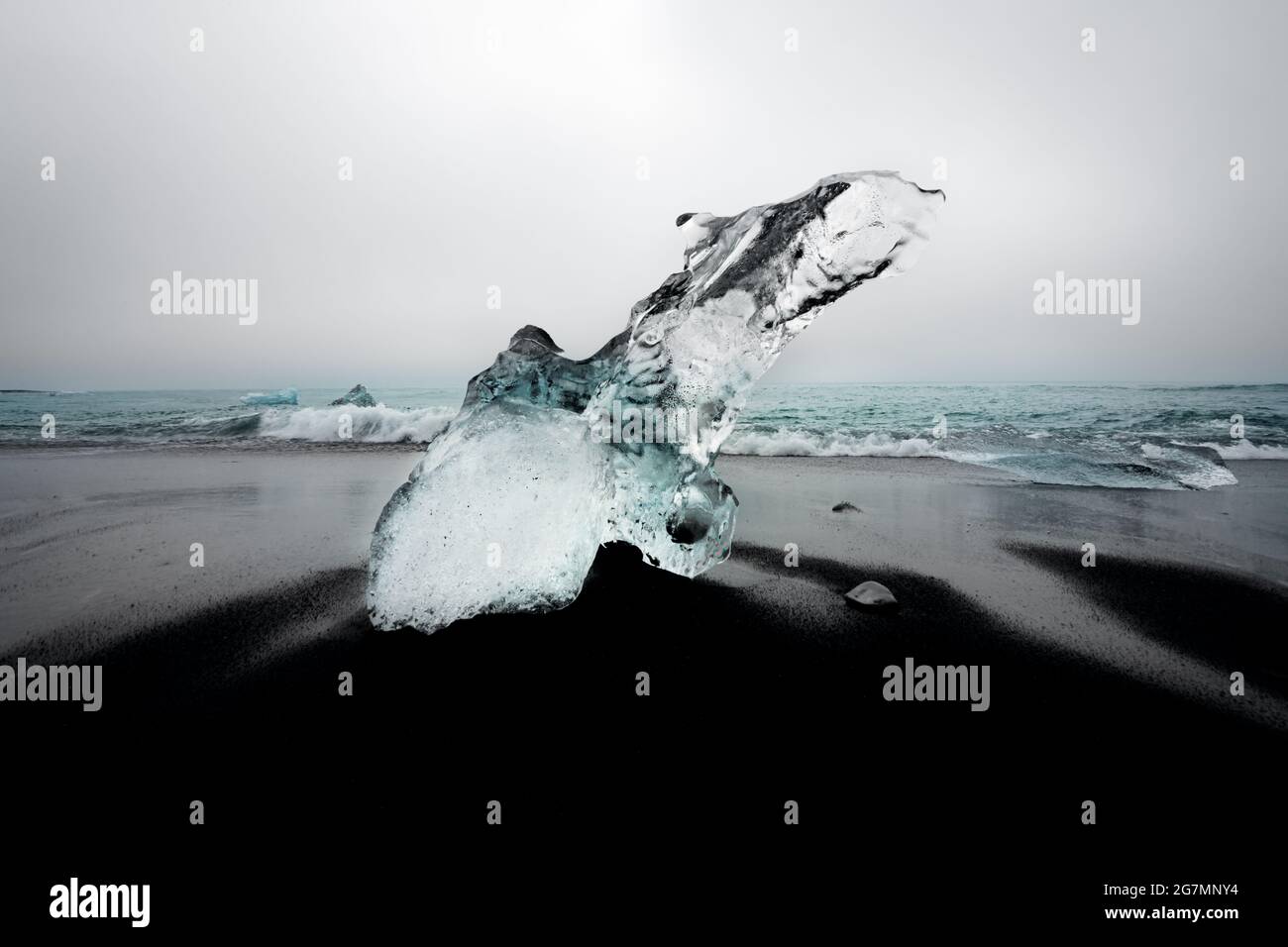Melting ice on famous Diamond Beach Stock Photo - Alamy