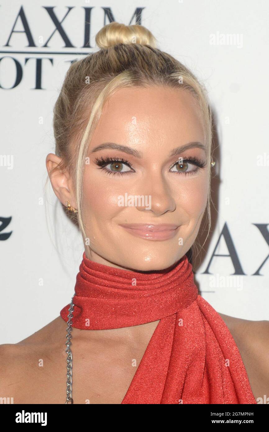 Caitlin O'connor High Resolution Stock Photography and Images - Alamy