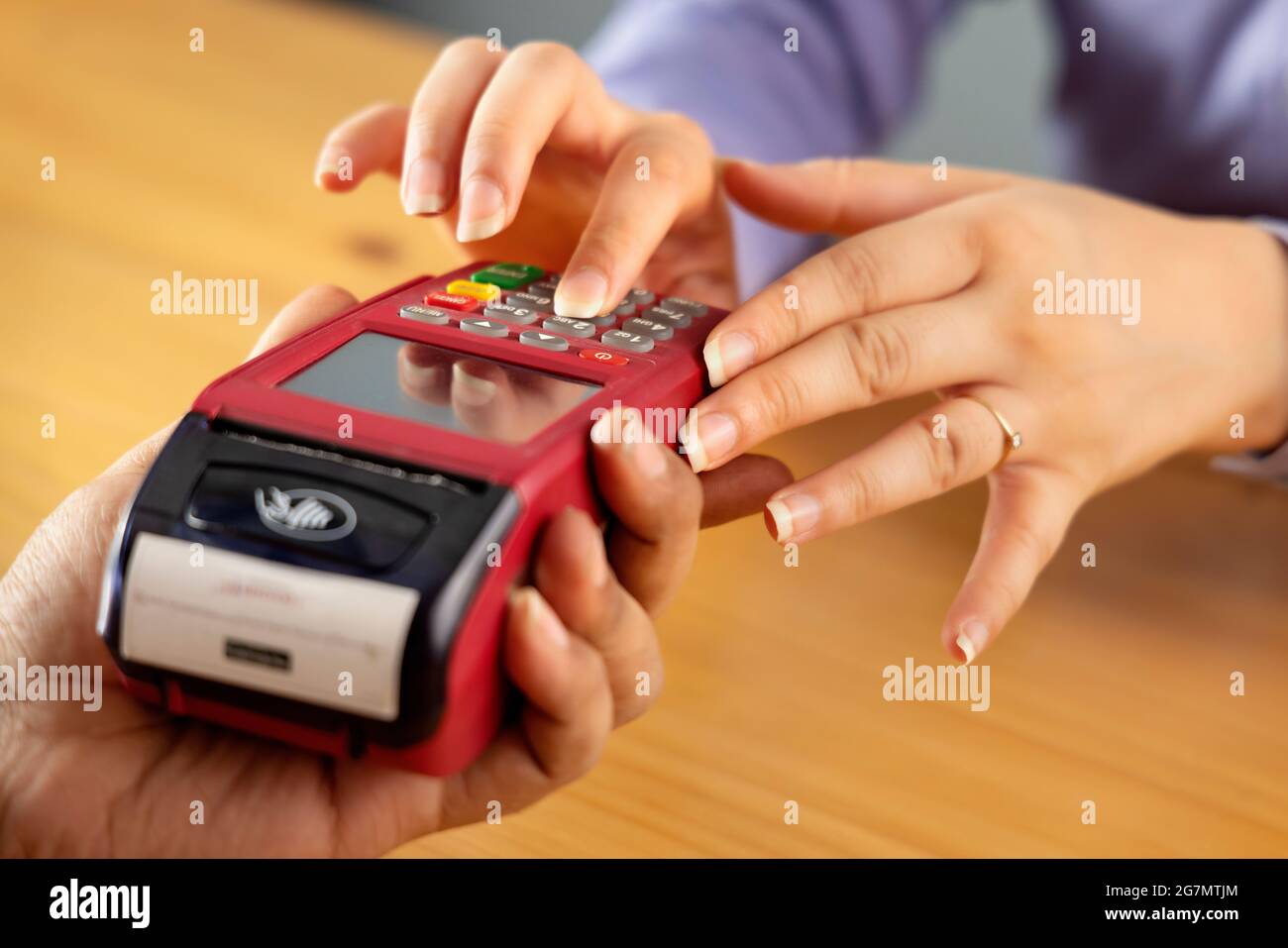 Exchanging machine hi-res stock photography and images - Alamy