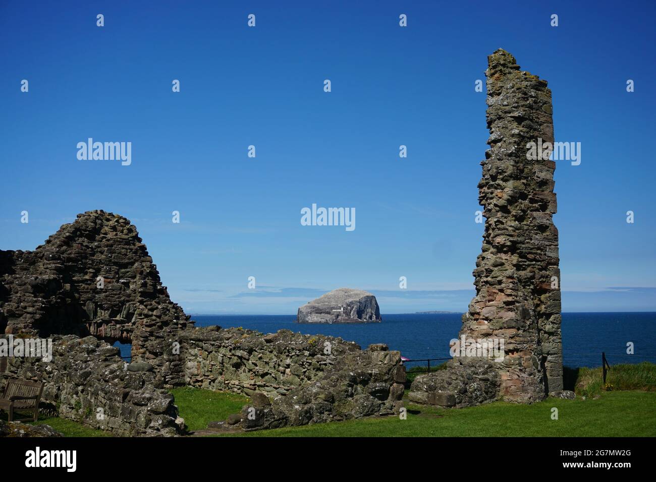 Tantallon Castle east Lothian Scotland Stock Photo - Alamy
