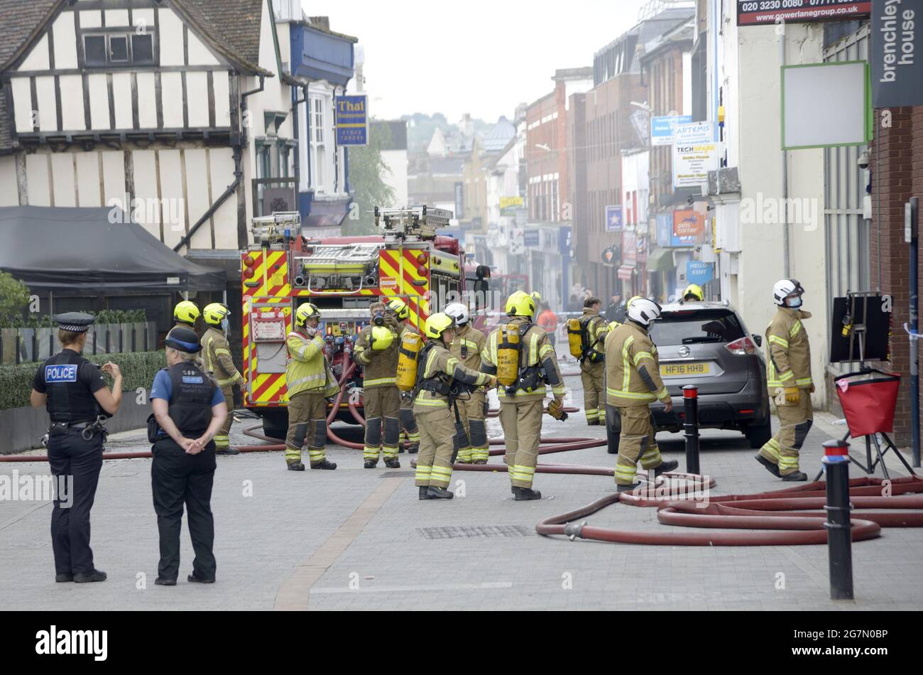Kent firefighter hi-res stock photography and images - Alamy