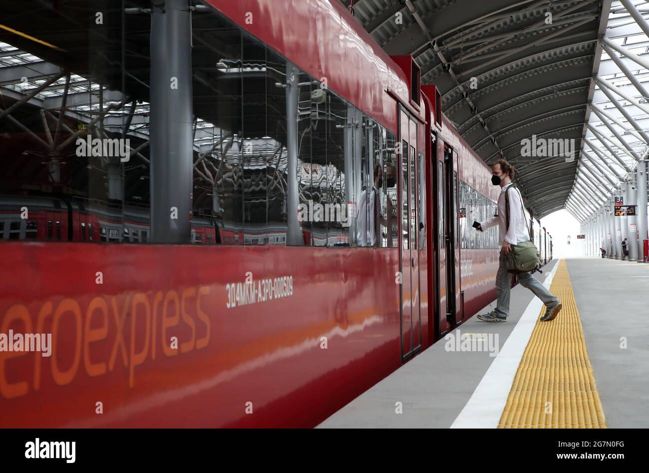 Two Storey Terminal Building High Resolution Stock Photography and ...